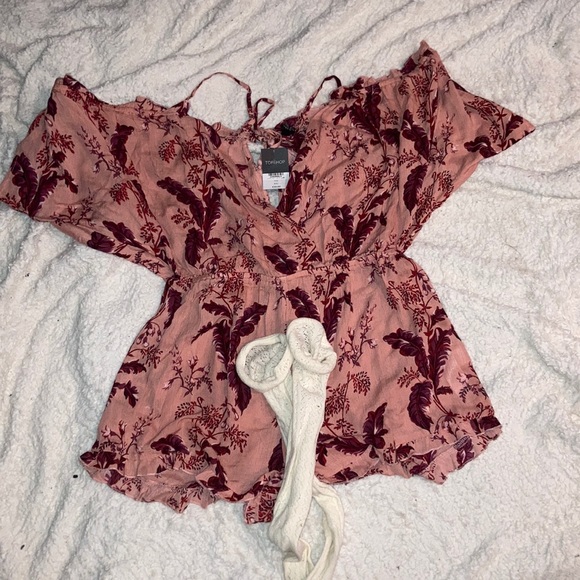 Topshop | Pants & Jumpsuits | Nwt Topshop Pink Burgundy Floral Romper ...